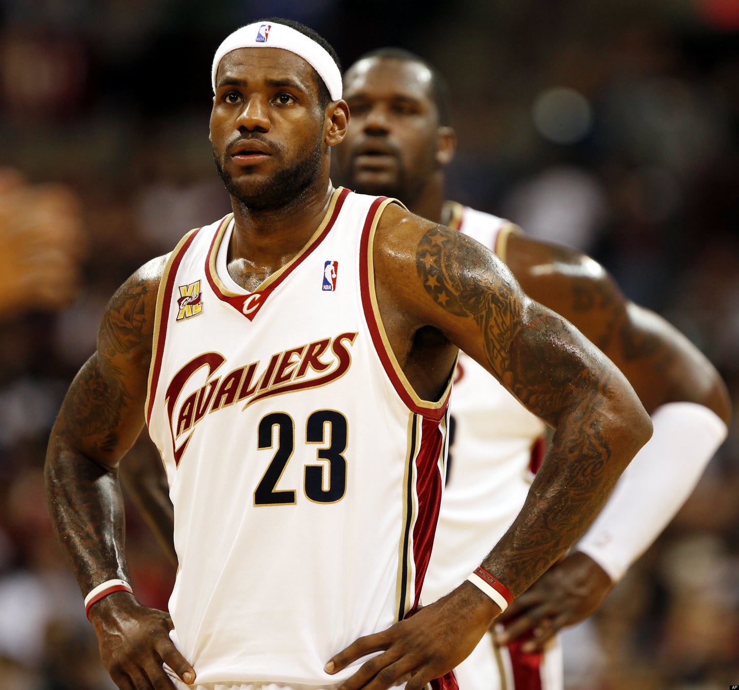LeBron James' New Number: Change To 6 Honors Michael Jordan | HuffPost ...