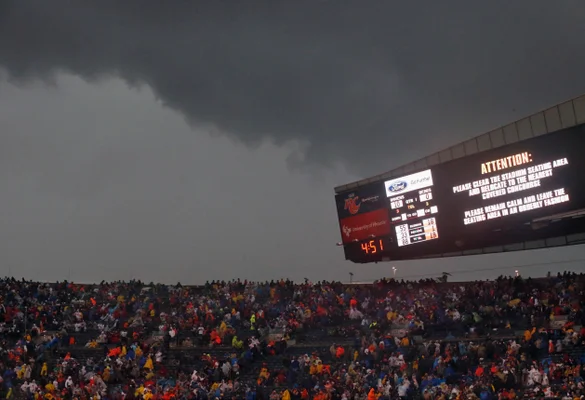 Lesean Mccoy Redskins Banner Stealing