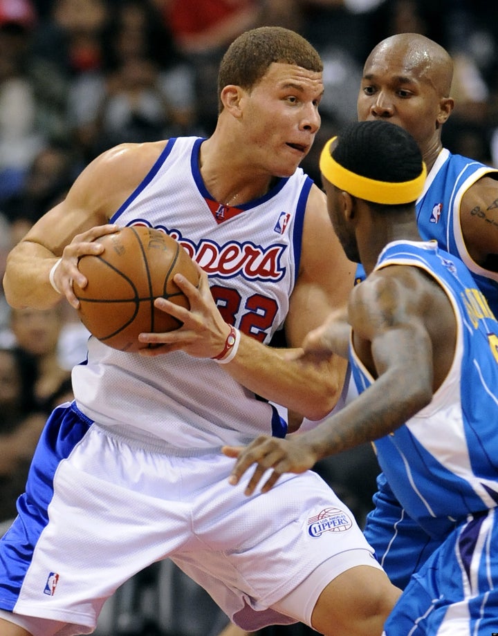 Fractured Kneecap Ends Basketball Season | HuffPost Sports