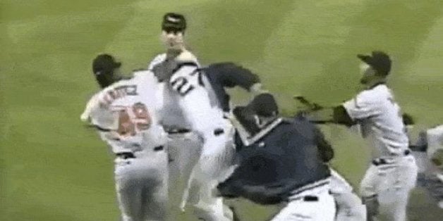 Revisiting The Epic 1998 Yankees Vs Orioles Brawl In GIF Form [31 GIFS ...