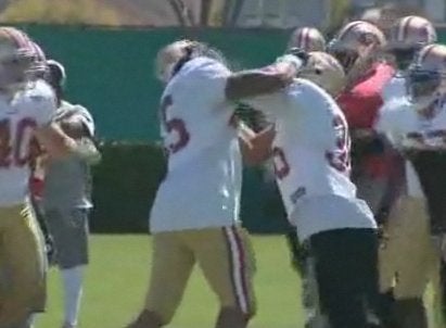 49ers FIGHT: Shantae Spencer Nails Ahmad Brooks During Practice (VIDEO ...