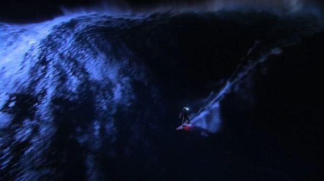 Glow-In-The-Dark Surfing (VIDEO) | HuffPost Sports