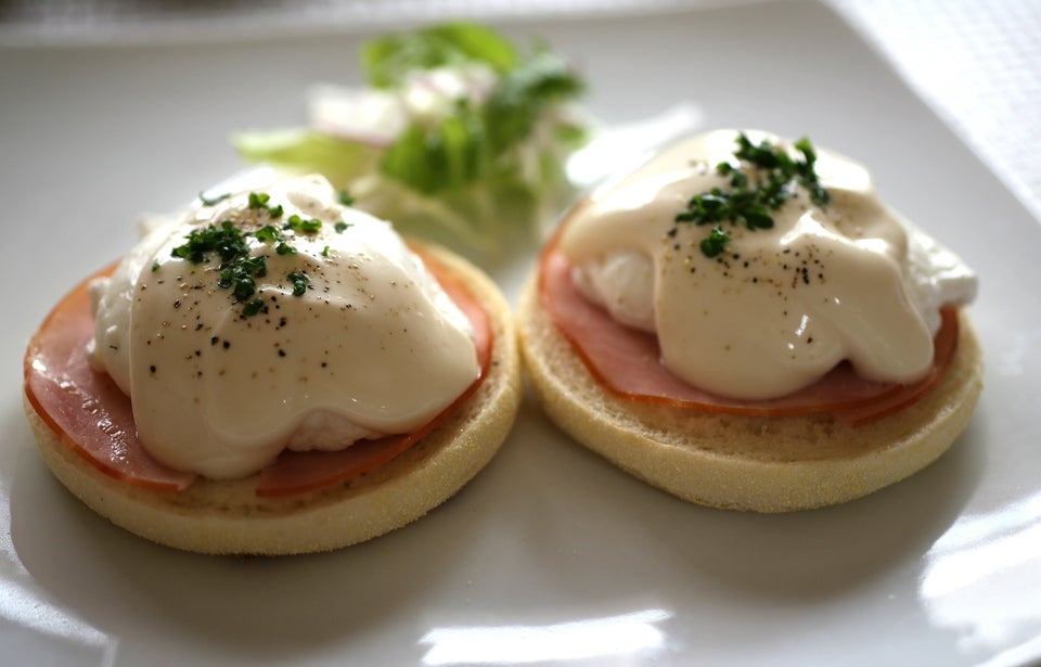 4 Ways You're Making Eggs Wrong (And What To Do Instead) | HuffPost OWN