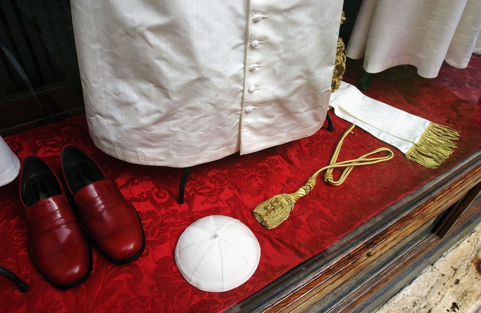 The Pope's Tailor: For New Pontiff, It's All Sewn Up -- Small, Medium ...