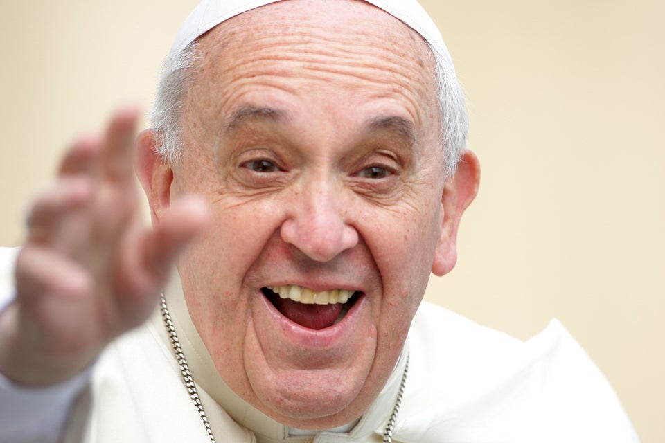 Pope Francis' Most Iconic Photos Of 2014 | HuffPost Religion