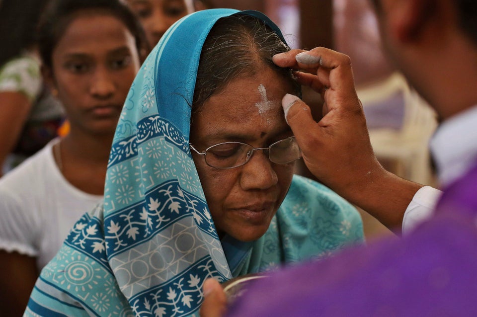 Ash Wednesday Explained The Meaning Behind The Dust Huffpost