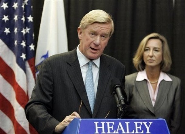 Former Mass. GOP Gov. Weld Endorses Obama | HuffPost Latest News