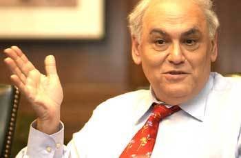 Neocon Mastermind Richard Perle Denies His Own Existence | HuffPost ...