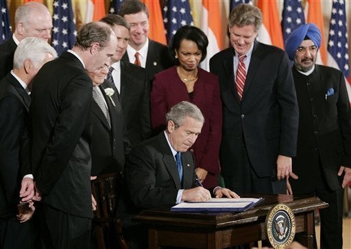Bush Issues First Signing Statement Since 2006 On Military ...