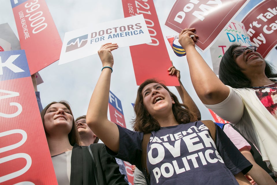 See How People Outside The Supreme Court Reacted To The King V Burwell