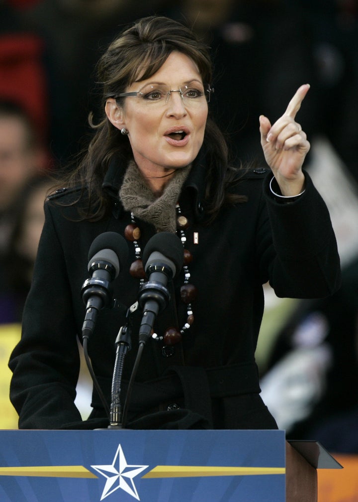 Sarah Palin, Mitt Romney Lead Smaller GOP Presidential Field: Poll ...