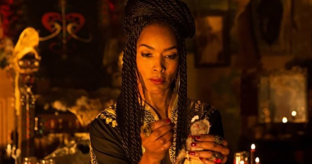 Angela Bassett American Horror Story American Horror Story Season 5