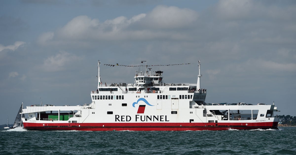Rescue Operation As Red Funnel Ferry Runs Aground And Crashes Into ...