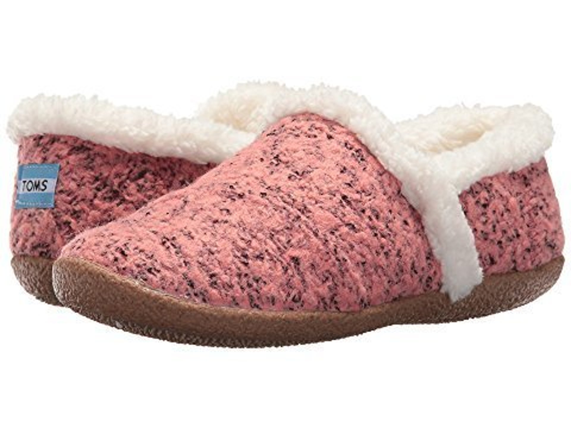 16 Warm Gifts For People Who Are Always Cold | HuffPost Life