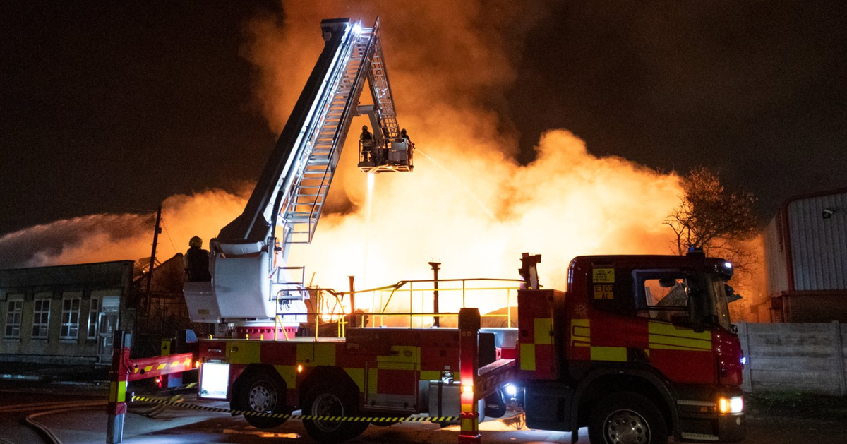 Nottingham Cattle Market: Huge Fire Rips Through Site As 8 Fire Engines ...