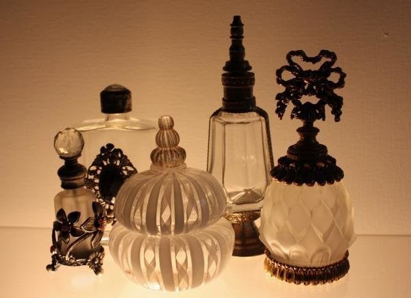 Smell Like Chicago: Perfume Company Sets Out To Bottle City's Scent ...