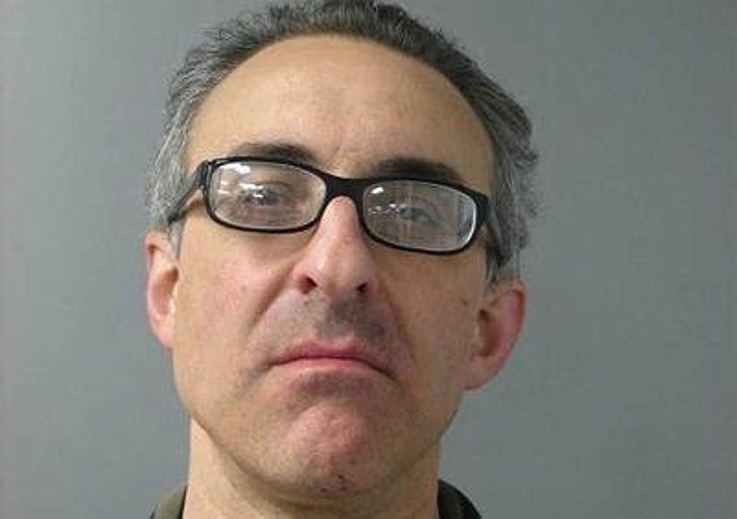 Kevin J. Long: Man Who Tried Bringing Knives To Daley Center Had 1,600 ...