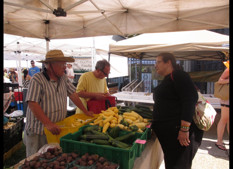 Ris Lacoste's Dupont Circle Farmers Market Ritual (PHOTOS) | HuffPost DC