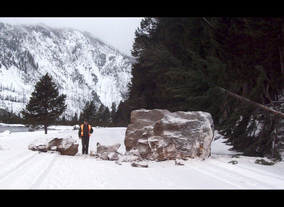Large Boulder Falls, Causes Closures On Westbound I-70 In Colorado ...