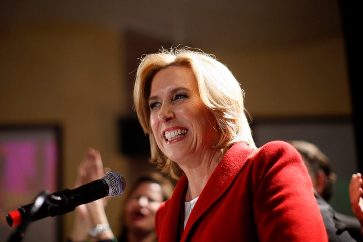 Magic Johnson Endorses Wendy Greuel For L.A. Mayor - Latimes.com ...