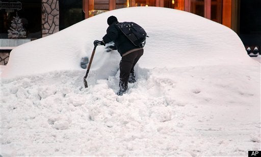 Snowmageddon 2010: NYers Come Together To Clean Up After Blizzard ...