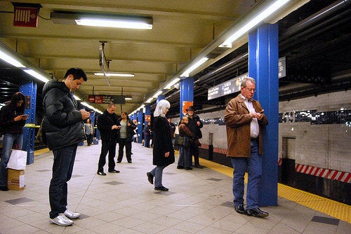 Cellphone Service Arrives At 6 NYC Subway Stations | HuffPost New York