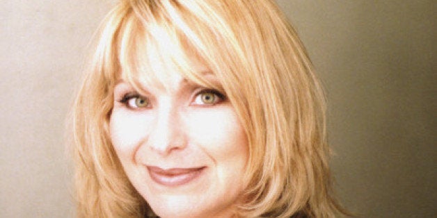 Singer Roslyn Kind Touring With Half Sister Barbra Streisand Was