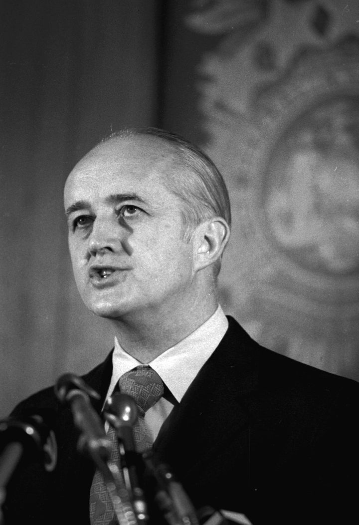 Patrick V. Murphy, A Champion Of Restraint In '68 Riots, Dies At 91 ...