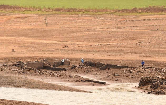 Two Lost Derbyshire Villages Have Been Revealed By Low Water Levels At ...