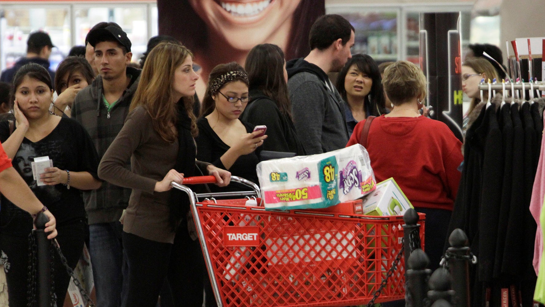 4 Things To Do Instead Of Shopping In Black Friday's Frenzy Of ...