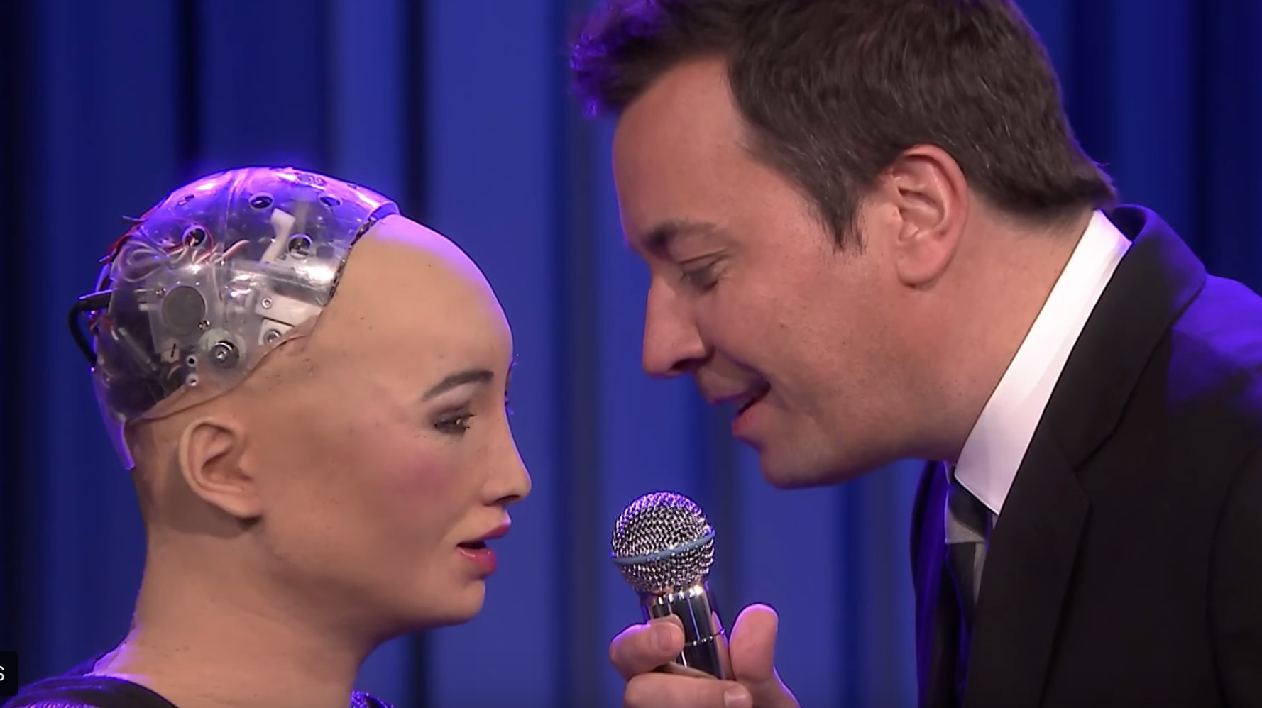 Jimmy Fallon Duetted With Sophia The Robot And It Got A Bit Weird ...