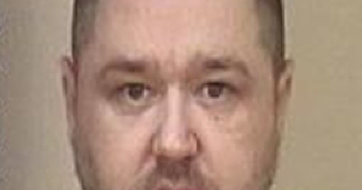 Rapist Wayne Jones Arrested After Absconding From Lincolnshire Prison ...