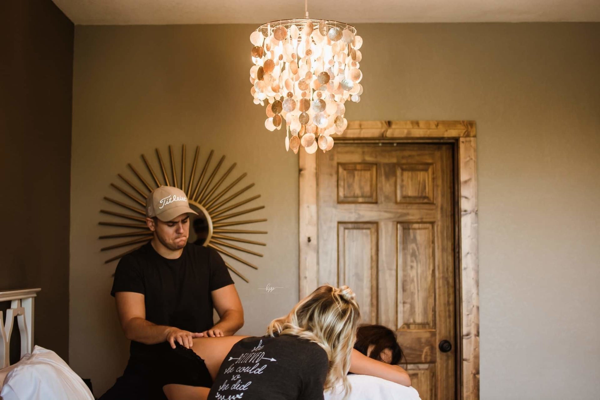 18 Raw Birth Photos Show The Power Of A Supportive Partner | HuffPost Life
