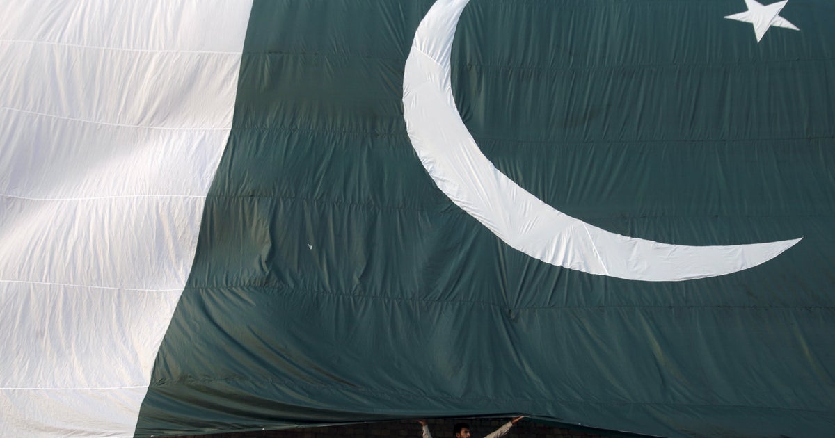 Hoisting Of 'Pakistani Flag' At A Home In Bihar Creates Chaos ...