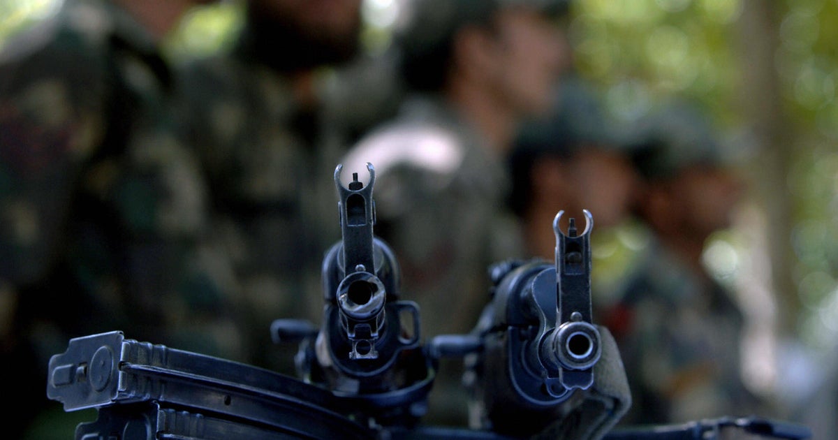 Viral Photo Of Kashmir Cop With An AK-47 Sparks Rumours He Has Joined ...