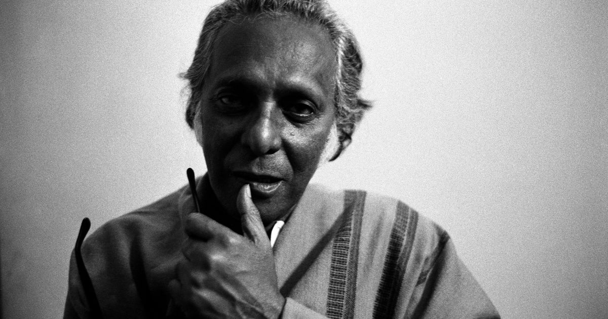The Many Layers Of 'Bhuvan Shome': Revisiting A Mrinal Sen Classic ...