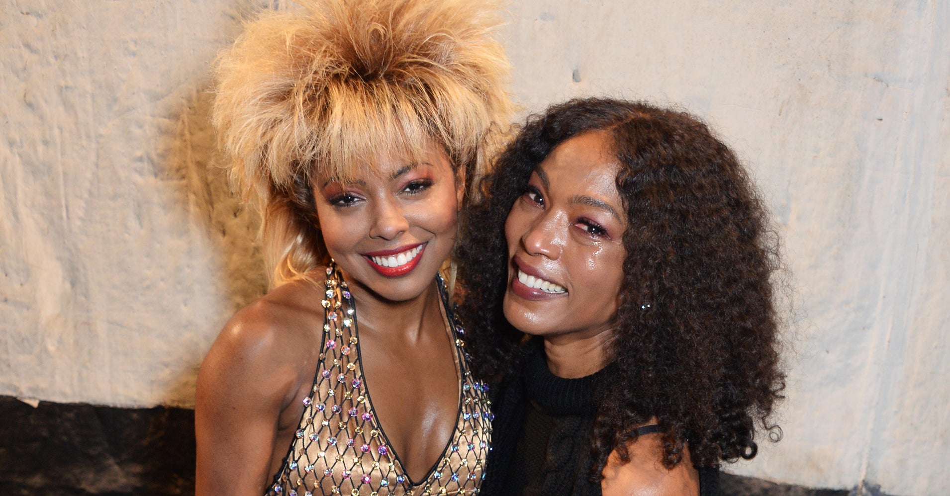 Angela Bassetts Tender Moment With The Star Of The Tina Turner Musical Is Joy Huffpost
