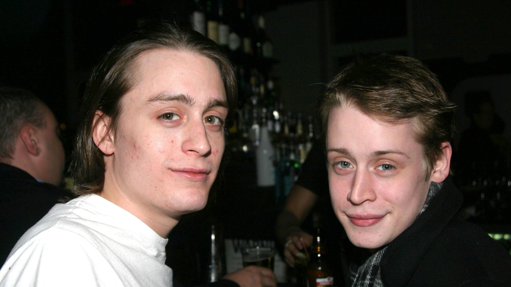 Macaulay Culkin Hilariously Trolls Brother Kieran Culkin At The 2019 ...