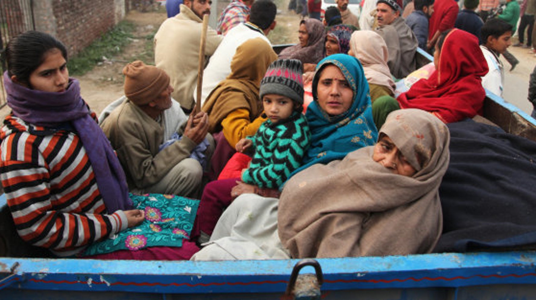 Pakistan Firing Along Border In Jammu And Kashmir, Migration On ...