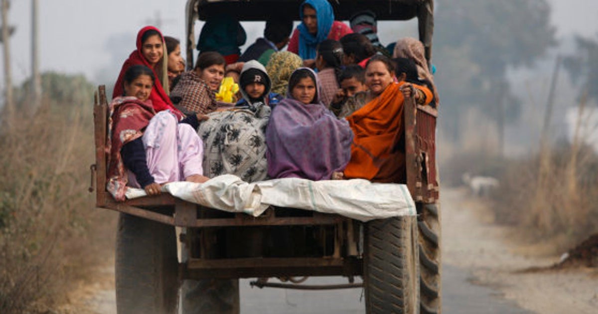 10,000 Villagers Abandon Homes In J&K Amid Rising Tension | HuffPost News