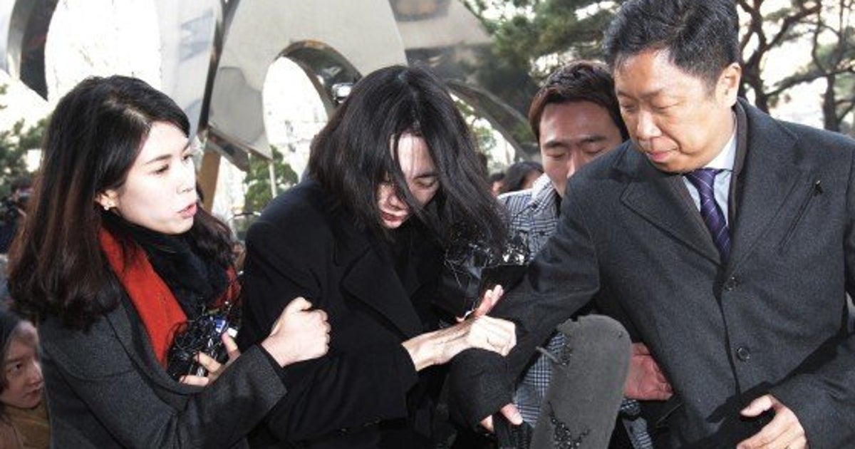 Korean Air Flight Attendant In 'Nut Rage' Case Sues Chairman's Daughter ...