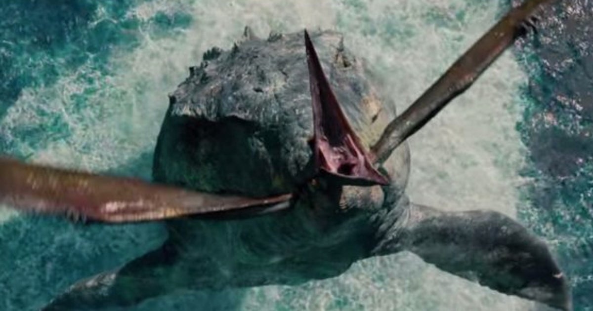 You'll Love The New Trailer Of 'Jurassic World', If Genetically ...