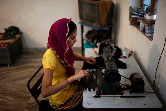 How A Sewing Machine Can Stitch A New Story For Indian Women | HuffPost ...