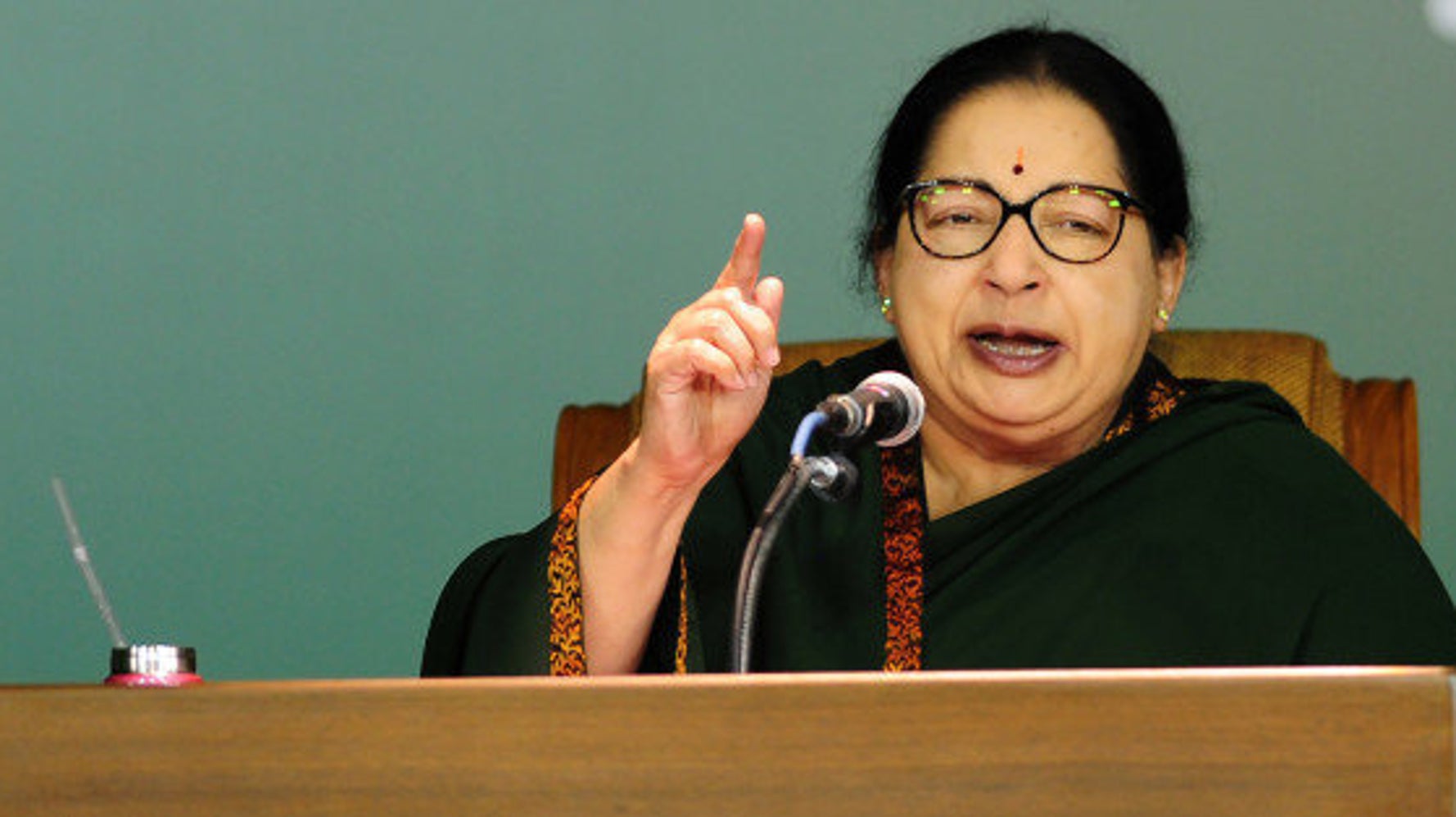 Tamil Nadu Elections 2016: EC Issues Notice To Jayalalithaa And ... Tamil Nadu Elections 2016: EC Issues Notice To Jayalalithaa And ...