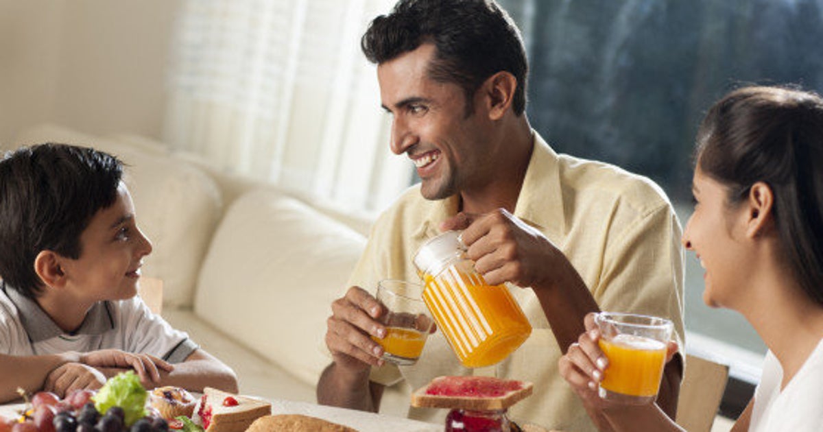 Here's How You Can Make Family Mealtime Fun For All | HuffPost News