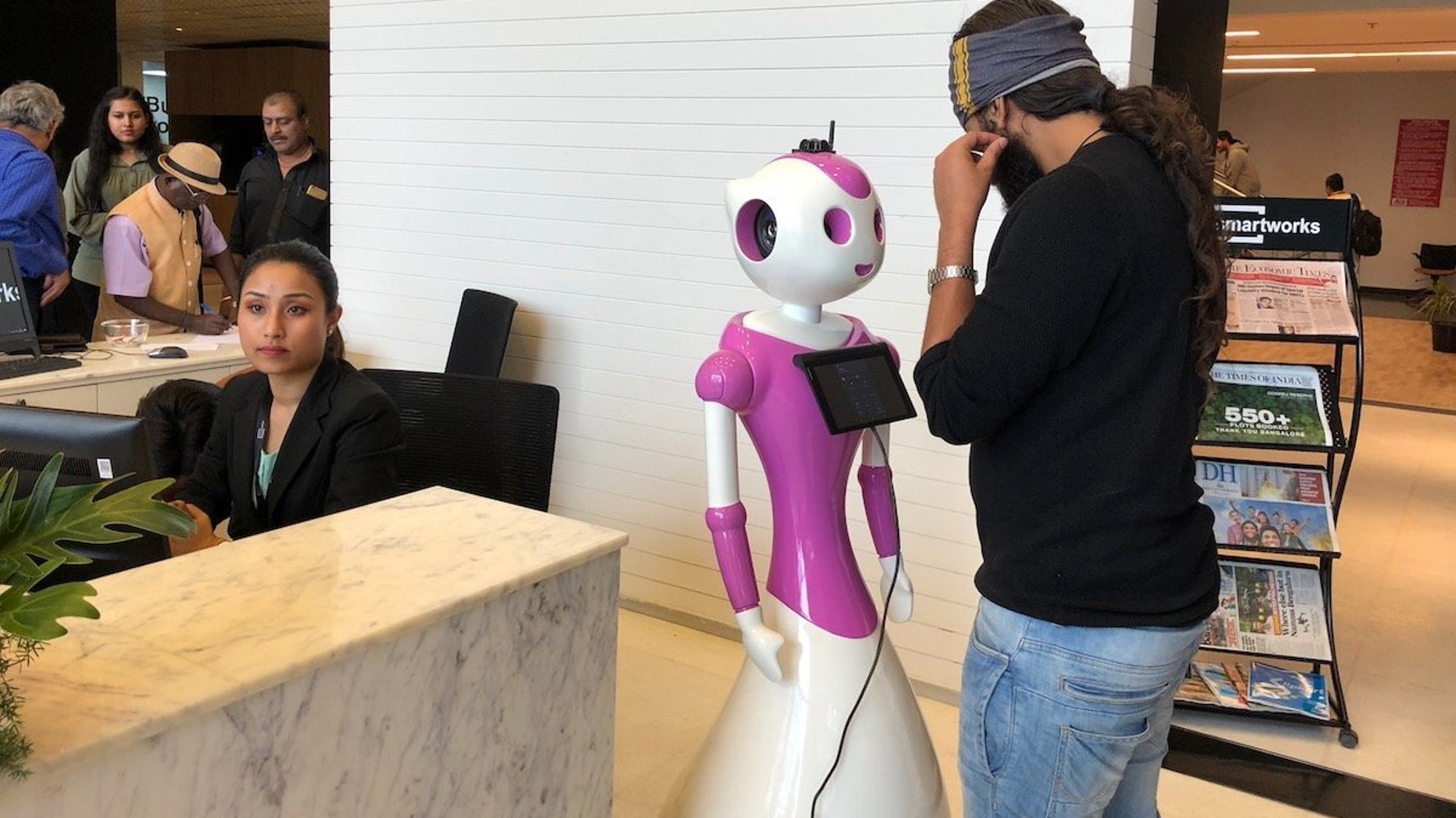 An Indian Start-Up Made A Robot Receptionist: Of Course She's A Woman ...