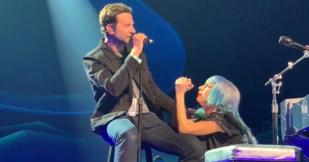 Lady Gaga And Bradley Cooper Perform 'Shallow' Live For The First Time ...