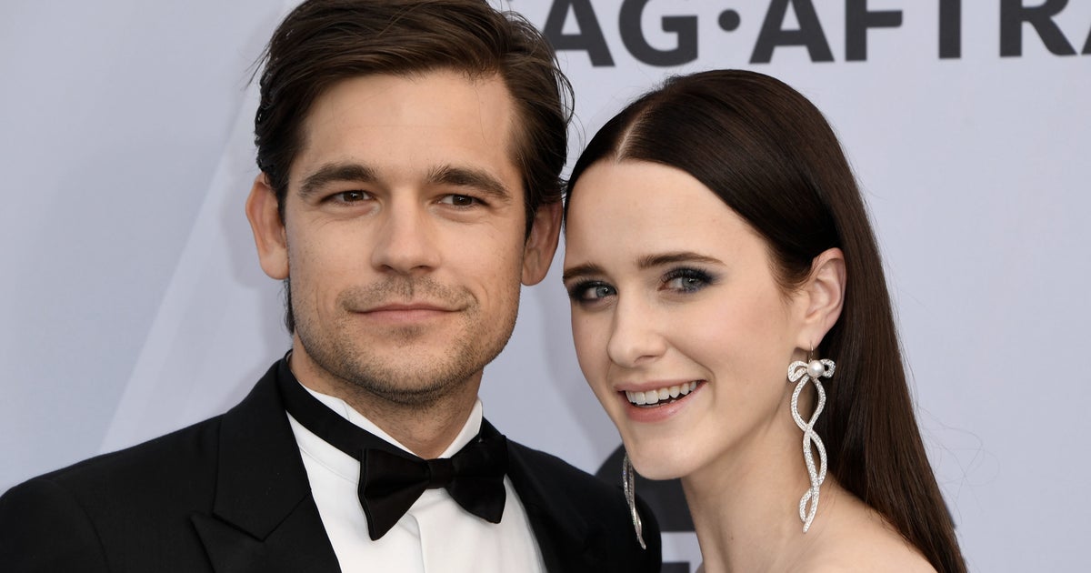 'Mrs. Maisel' Star Rachel Brosnahan Is Actually Married To Jason Ralph ...
