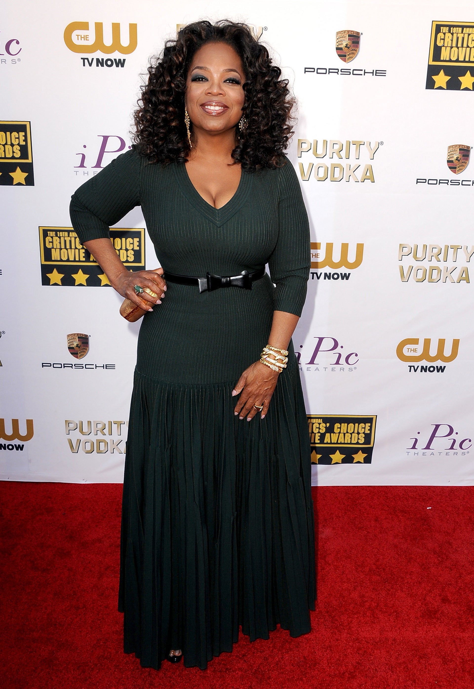 Oprah Winfrey's Style Evolution, From So '80s To Ultra Glam | HuffPost Life