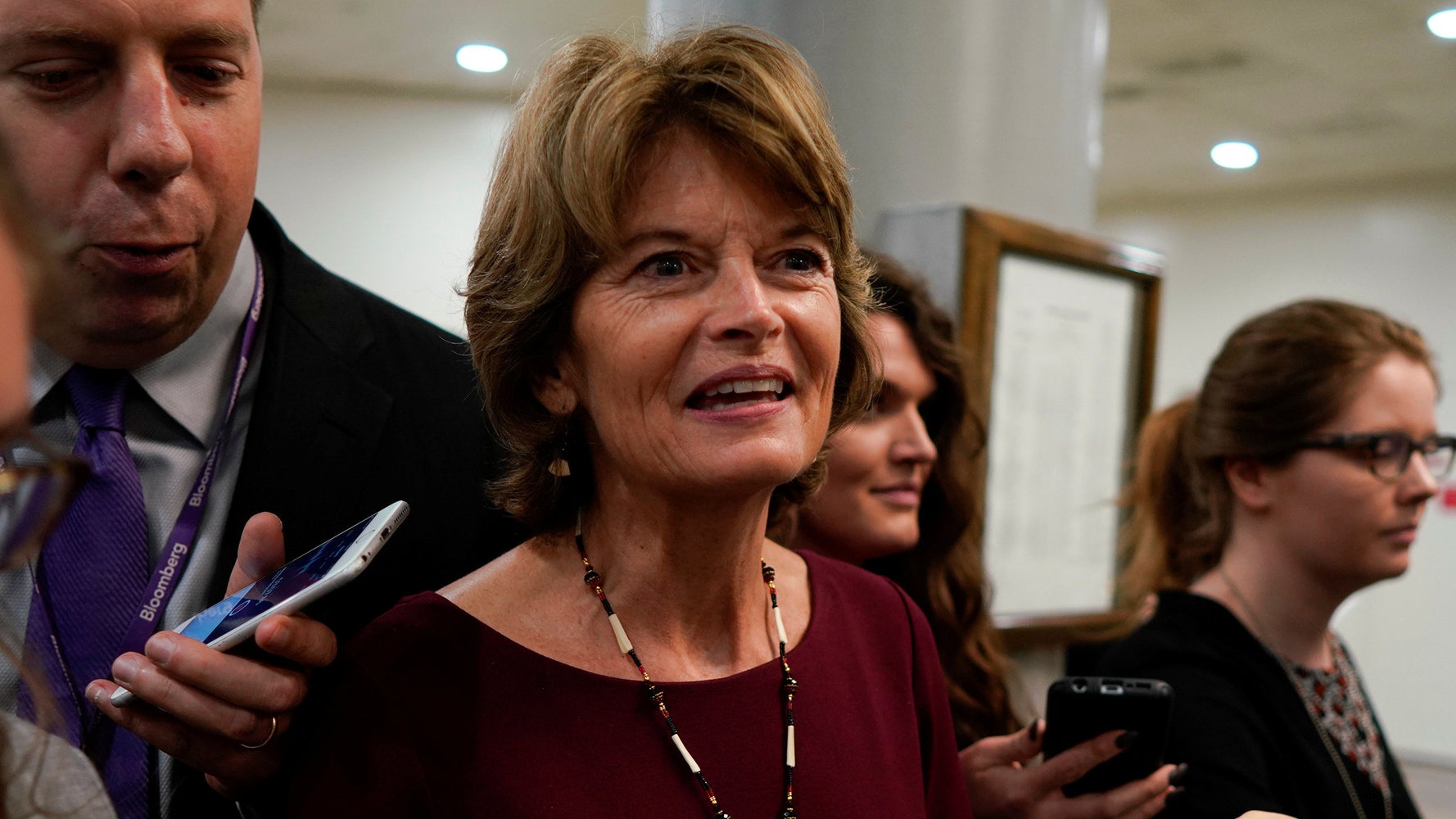 Lisa Murkowski Is Proudly GOP. But Her Independent Streak Is Thriving ...